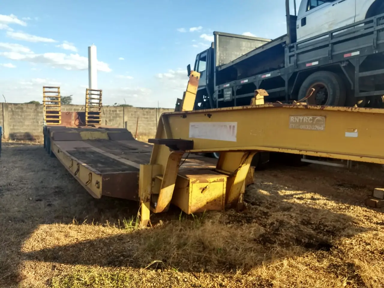 Carreta prancha rebaixada: quais as suas vantagens - Blog HD Car